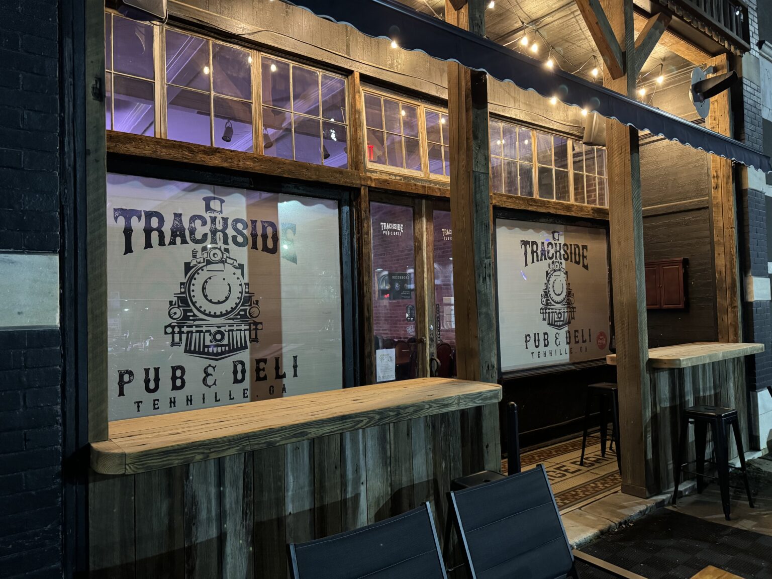 Trackside Pub & Deli – Trackside Pub & Deli
